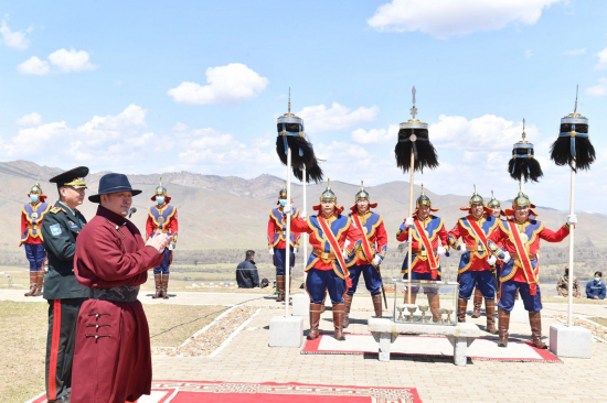 Ерөнхийлөгч Х Баттулга Бүх цэргийн Их хар сүлдийг цэнгүүлэх тайлгын ёслолд оролцов